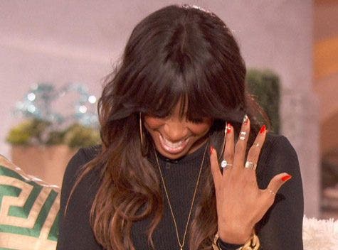 Kelly Rowland Confirms Engagement, Shows Off Diamond Ring