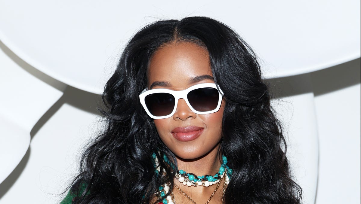 H.E.R. Reflects About "The Journey" In Latest Single