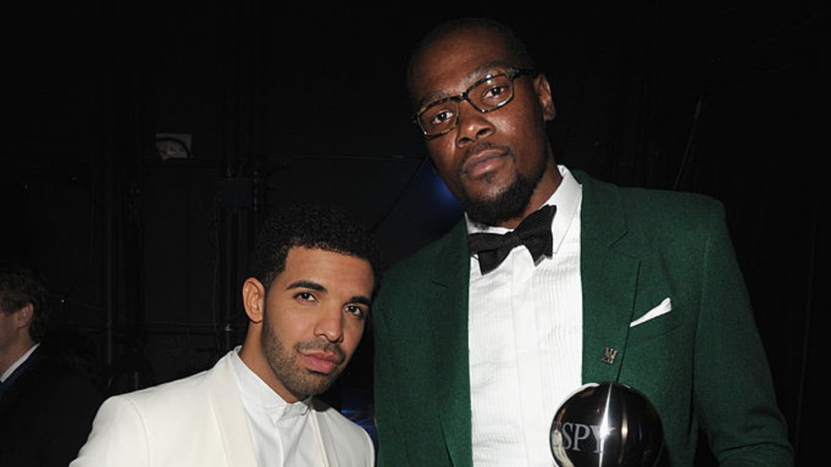 Kevin Durant Allegedly Spotted Smoking Weed At Drake's Concert