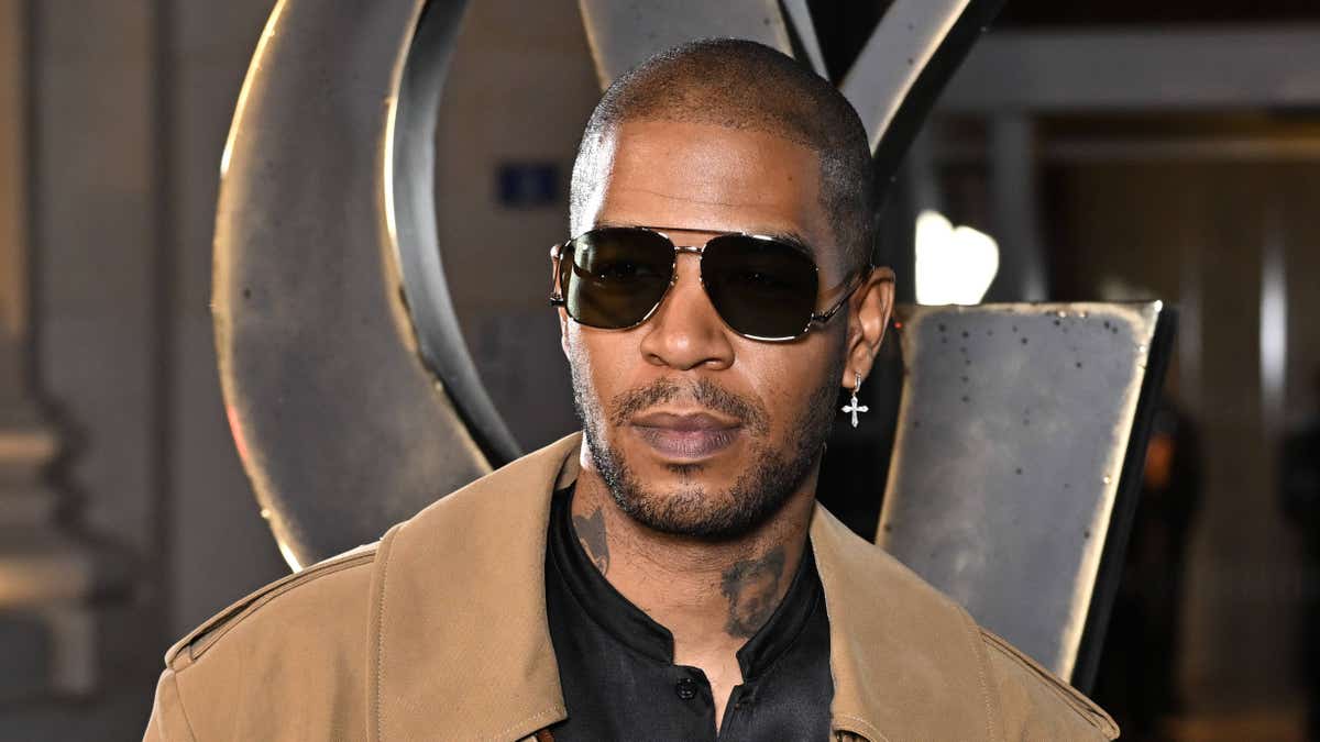 Kid Cudi Debuts Insane Head Tattoo With Stars And Mountains