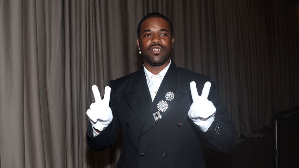Ferg Pays Tribute To ASAP Yams And Takeoff With Gold Grill