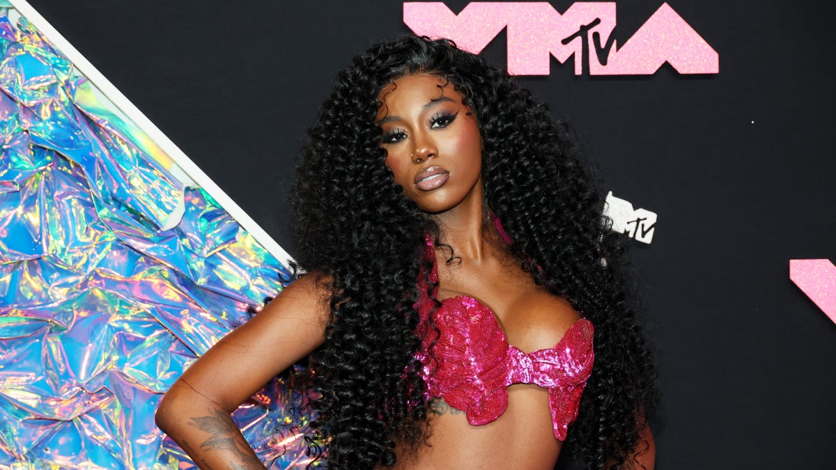 Flo Milli Confirms She’s Pregnant With First Child